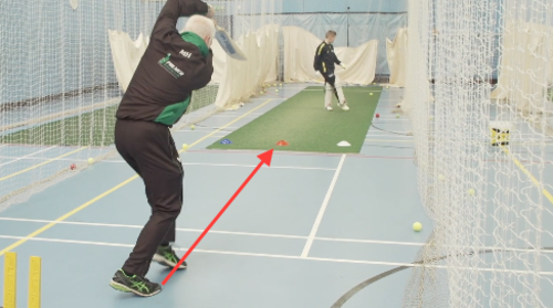 Alignment and Balance Front foot batting - Cricket | Sportplan