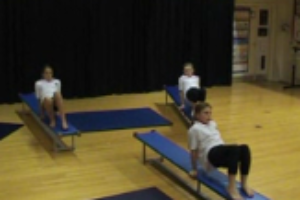 Tummy Up - Table Shape Key 1 content Apparatus - | Sportplan